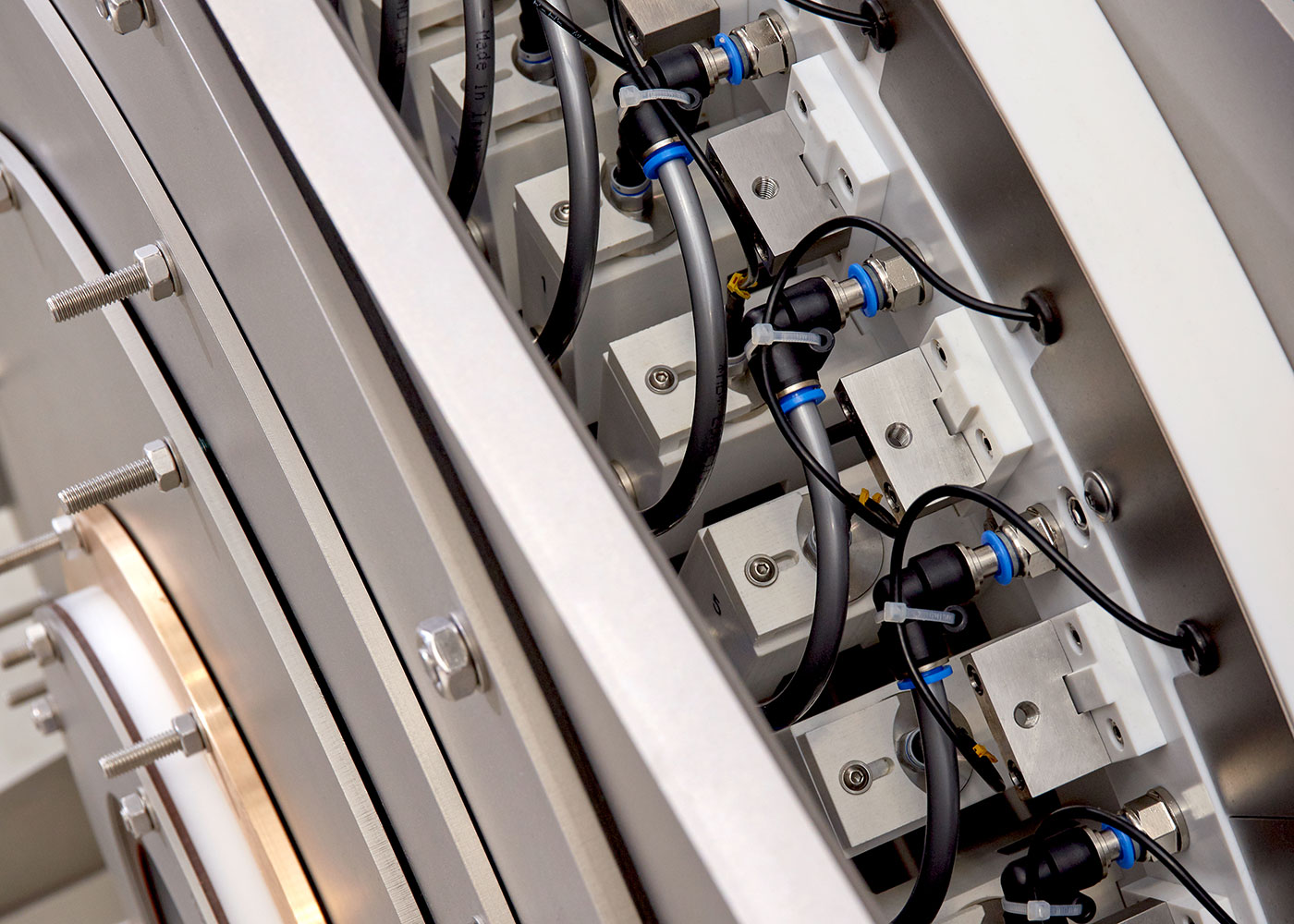 Ultrasonic - iNOEX GmbH